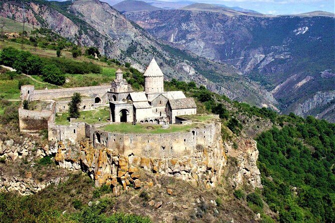 Group Tour: Shaki waterfall, Tatev monastery & ropeway, Hin Areni winery - Final thoughts: Is this tour worth it?