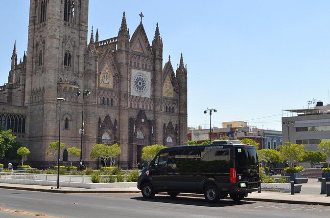 Guadalajara Airport Private Transfer to Ajijic & Chapala - FAQs