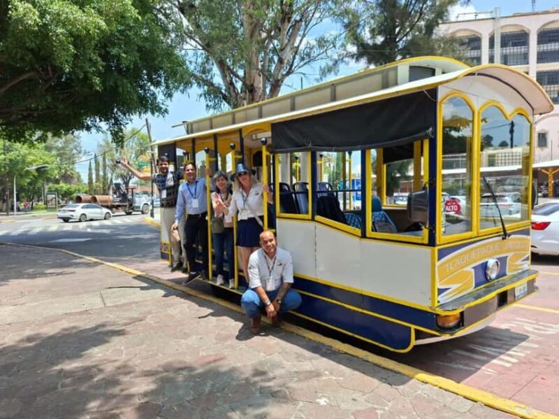 Guadalajara:Tlaquepaque Tramway Tour +Tile Painting & Drinks - Key Points