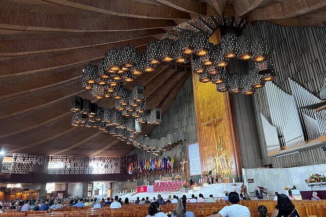Guadalupe Shrine And Teotihuacan Pyramids From Mexico City - FAQ