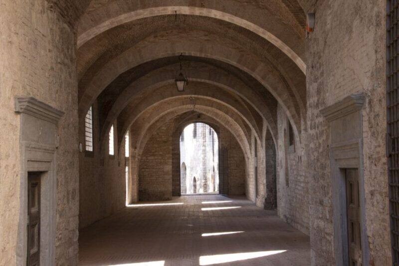 Gubbio: Old Town Guided Walking Tour with Piazza Grande - The Sum Up
