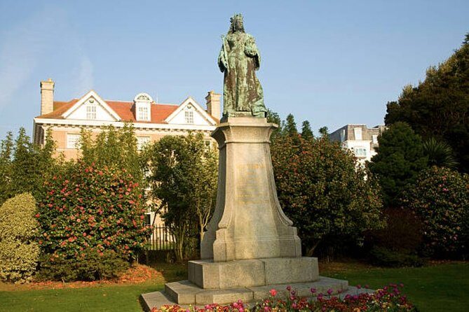 Guernsey Coastal Small Group Tour - Who Will Love This Tour?