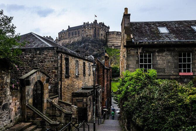 Guided 60-Minute Photography and sightseeing Tour in Edinburgh - An In-Depth Look at the Edinburgh Photography Tour