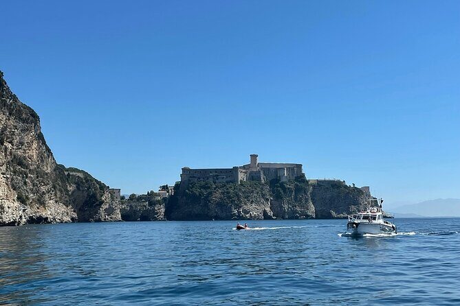 Guided boat excursion to Gaeta and Sperlonga - An In-Depth Look at the Experience