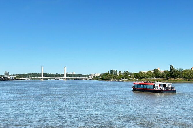 Guided cruise Bordeaux UNESCO - Pricing & Value