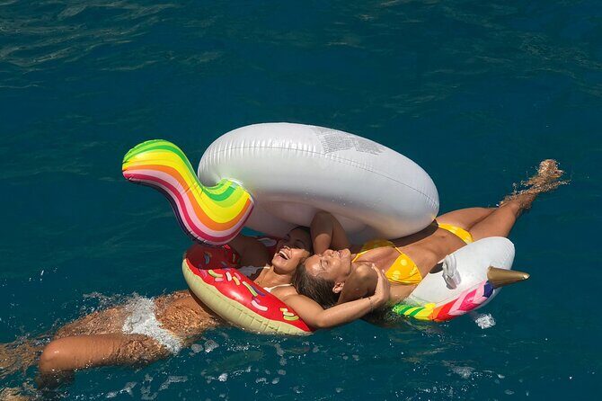 Guided day by boat to the Secrets of the Island of Capri - FAQ