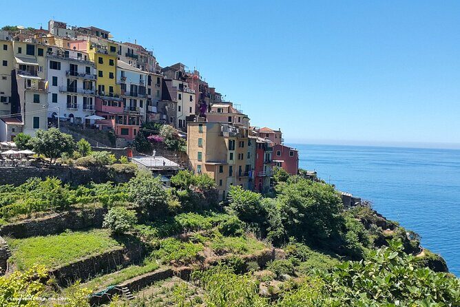 Guided Day Tour on Private Boat to Cinque Terre private boat - Introduction: Why a Private Boat Tour to Cinque Terre is Special