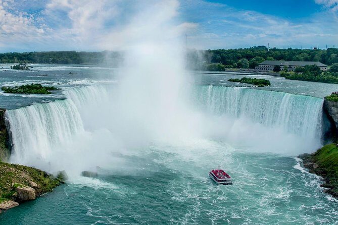 Guided Day Trip to Canadian Side of Niagara Falls from Toronto - Analyzing the Price and Overall Value