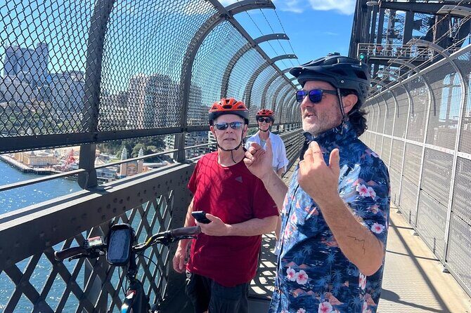 Guided Electric Bike Tour of Sydney with Bluetooth helmets - The Sum Up