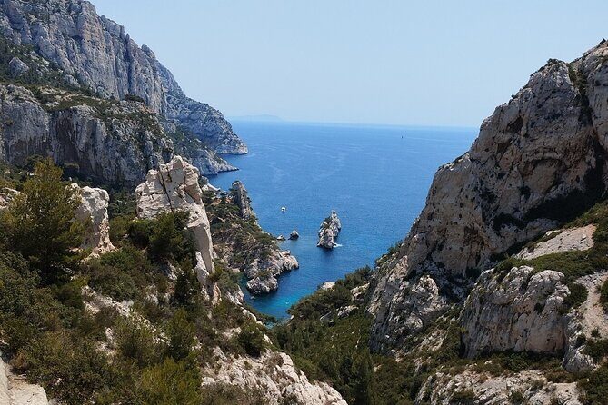 Guided hike in the Calanques National Park - Setting the Scene: What the Tour Entails