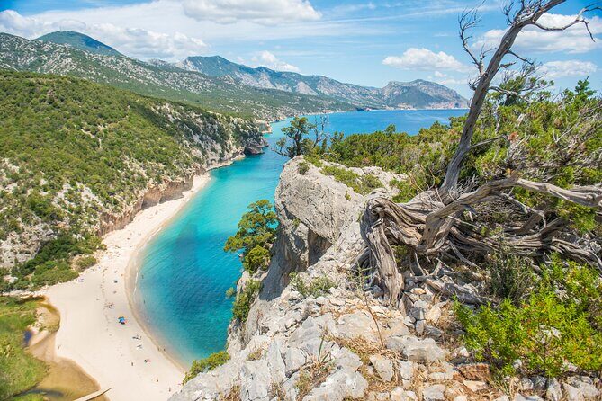 Guided hike to Cala Luna, the pearl of the Gulf of Orosei - Key Points