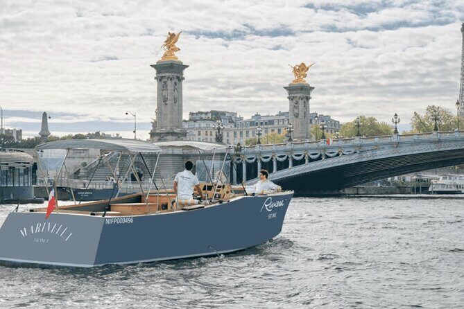 Guided Luxury River Cruise & Walking Tour of Paris' Monuments - An In-Depth Look at the Tour Experience