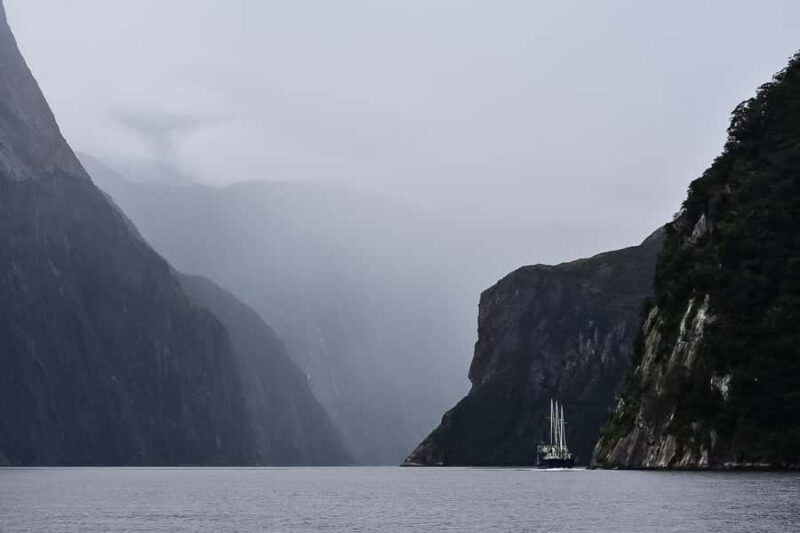 Guided Private Milford Sound Day Tour from Te Anau(Cruise In - FAQ