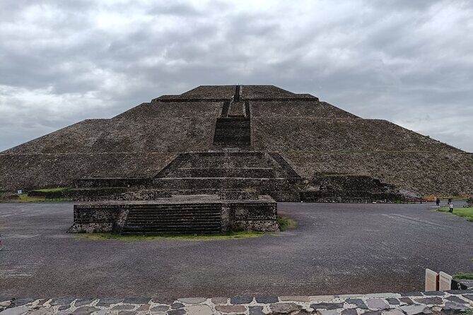 Guided Private Tour Teotihuacan,Basilica of Guadalupe,Tlatelolco - Exploring the Itinerary in Detail
