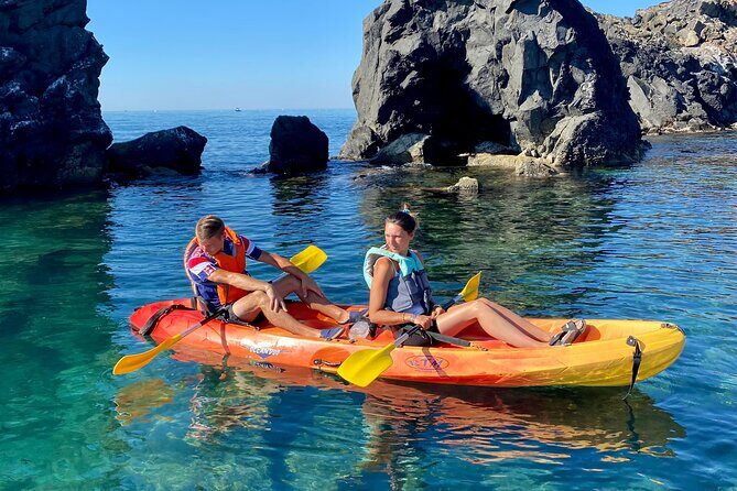 Guided sea kayak trip in Cap dAgde - Accessibility and Practical Tips