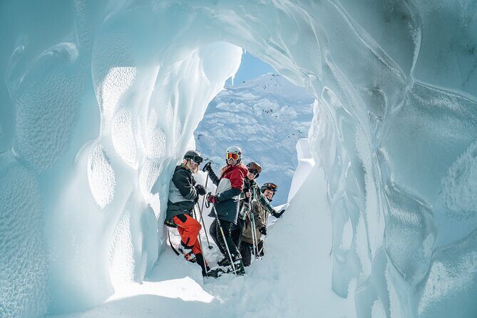 Guided Skiing Experience on the Tasman Glacier - Guided Skiing Experience on the Tasman Glacier