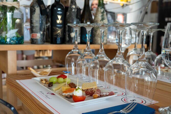 Guided Tasting of Spanish Wines in Moraira - An In-Depth Look at the Guided Wine Tasting Experience in Moraira