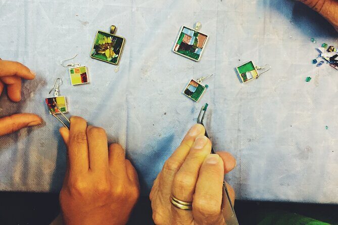 Guided Tiffany Jewellery Workshop in Barcelona 2 Hours - Introduction: Why a Tiffany Jewellery Workshop in Barcelona Could Be Your Perfect Souvenir
