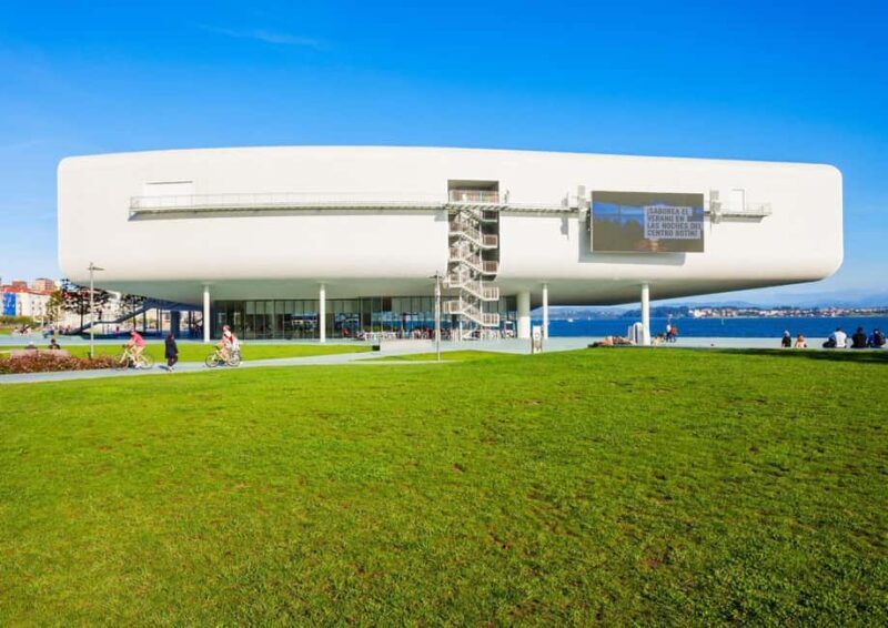 Guided tour in English through the heart of Santander - Exploring Santander: A Guided Tour of Spain’s Hidden Coastal Gem