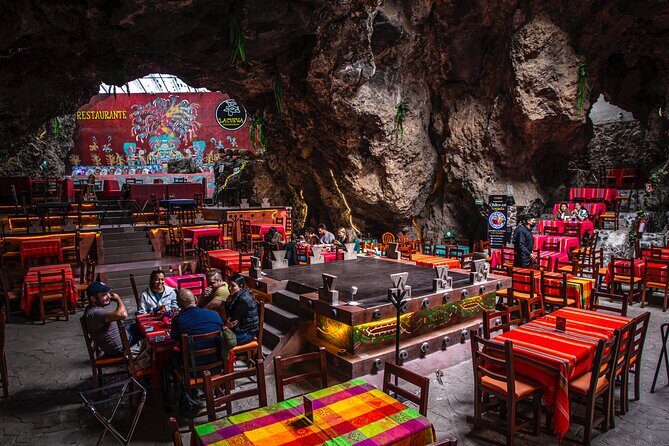 Guided Tour in Pyramids + Transportation + Breakfast in Cueva - Final Thoughts