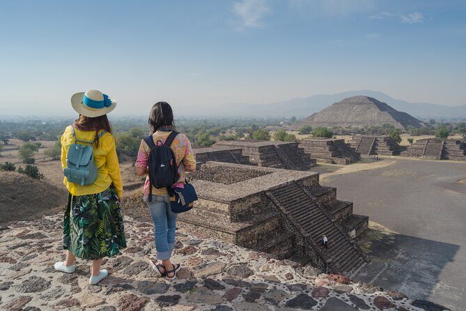 Guided tour in Teotihuacan + breakfast in Cueva + Transportation CDMX - Key Points