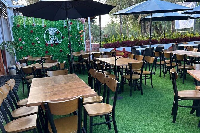 Guided tour in Teotihuacan + breakfast in Cueva + Transportation CDMX - FAQs