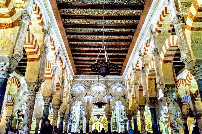 Guided Tour Jewish Quarter and Mosque-Cathedral of Córdoba with tickets - The Itinerary Breakdown: What to Expect
