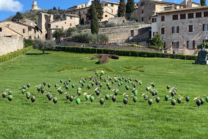 Guided Tour of Assisi. Francesco, Chiara and Carlo Acutis - What to Expect from Your Assisi Guided Tour