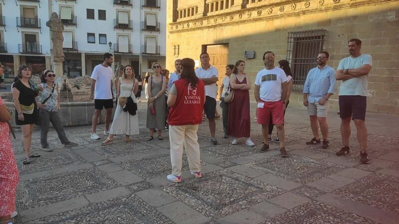 GUIDED TOUR OF BAEZA with tickets to monuments - Why Choose This Tour?