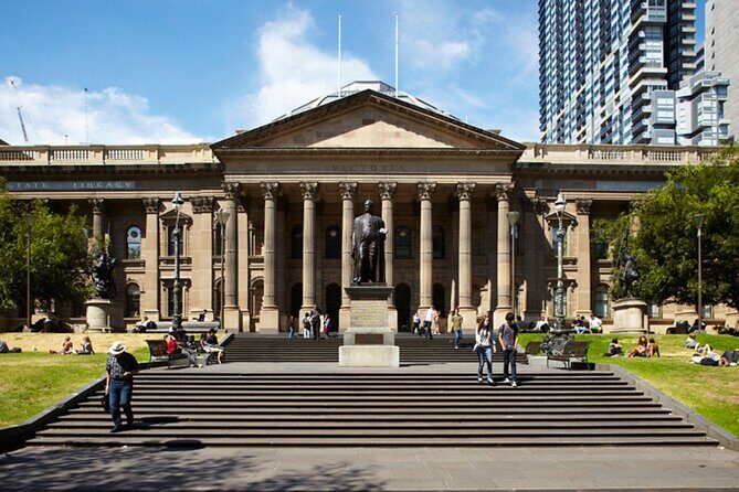 Guided Tour of Melbourne's Iconic State Library - Key Points