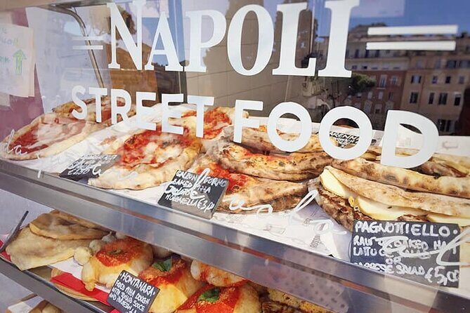 Guided tour of Naples combined with a street food tasting. - Key Points  