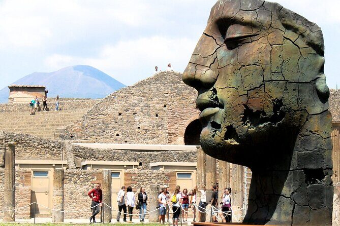 Guided Tour of Pompeii and Herculaneum with Lunch and Ticket - The Itinerary in Detail: What to Expect