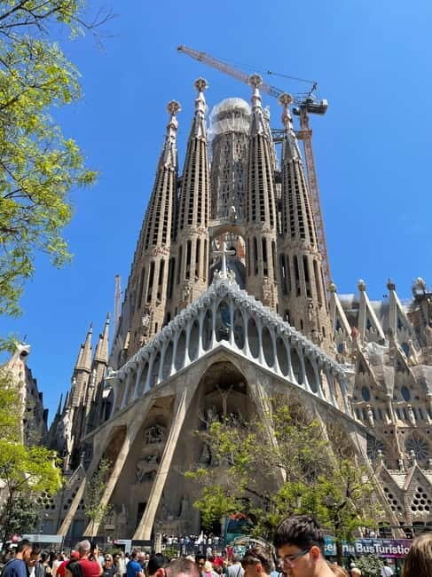 Guided Tour of Sagrada Familia - Gaudi's dream - Key Points
