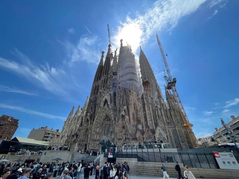 Guided Tour of Sagrada Familia - Gaudi's dream - Why This Guided Tour Stands Out
