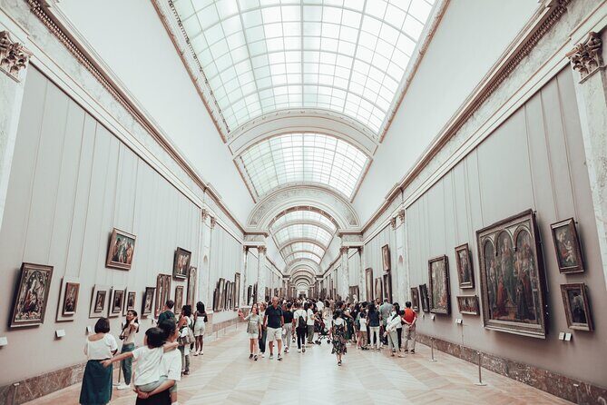 Guided tour of the Louvre Museum with tickets included - FAQs