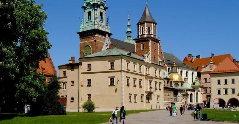 Guided Tour of the Wawel Castle & Cathedral in Cracow - FAQs