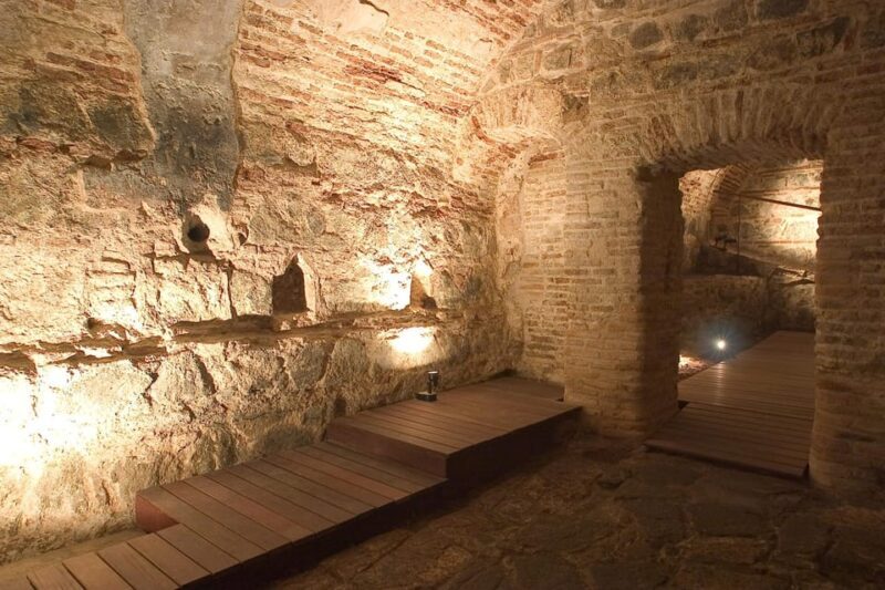 Guided Tour of Toledo Underground - Who Is This Tour Best For?