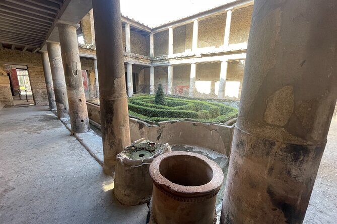 Guided Tour Pompeii And Vesuvius from Positano Skip the Line - FAQ