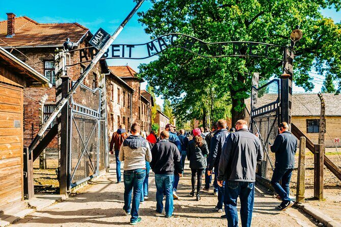 Guided Tour to Auschwitz Birkenau & Schindler Factory with PickUp - FAQ
