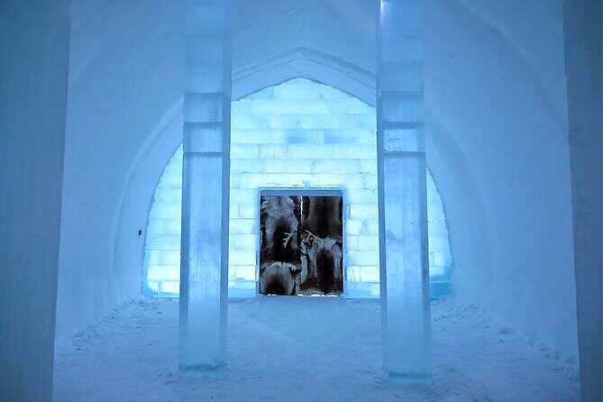 Guided Tour to Icehotel and Jukkasjärvi - A Deep Dive into the Guided Tour to Icehotel and Jukkasjärvi