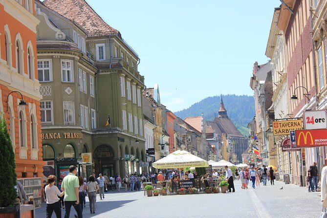 Guided visit in Spanish to the medieval center of Brasov (native Spanish guide). - Who Should Book This Tour?