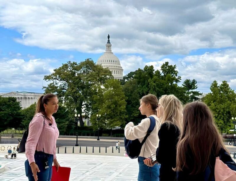 Guided visit inside the Capitol and the Library of Congress - Exploring Washington D.C.s Political and Cultural Landmarks
