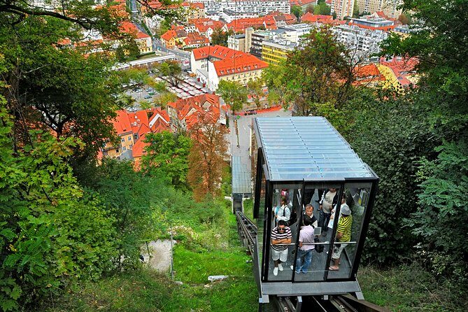 Guided Walk and Funicular Ride to Ljubljana Castle - Key Points