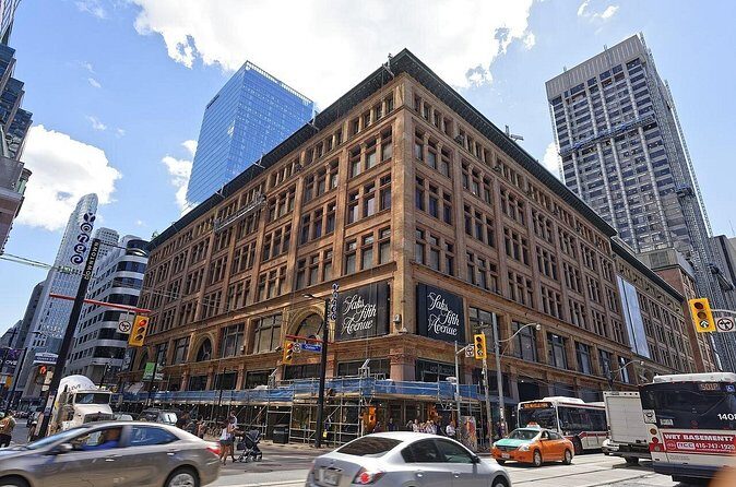 Guided Walking Tour in Toronto - Who Should Consider This Tour?