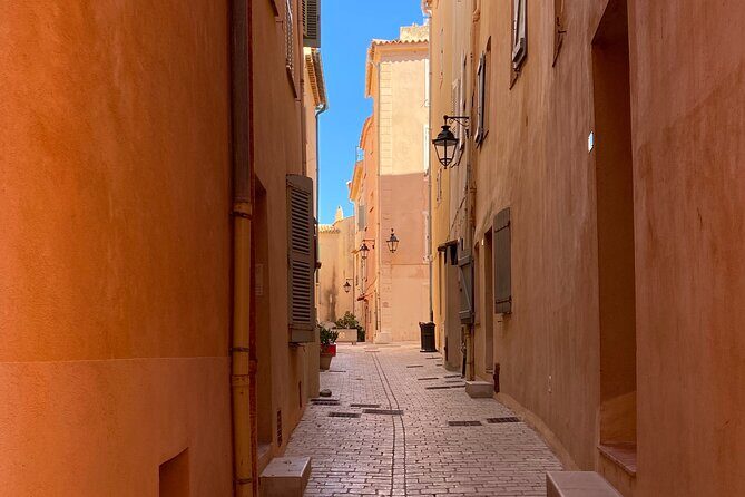 Guided walking tour of Saint Tropez - Who Will Love It?