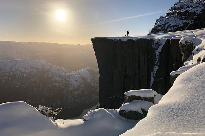 Guided winter hike to Pulpit Rock Preikestolen - Key Points