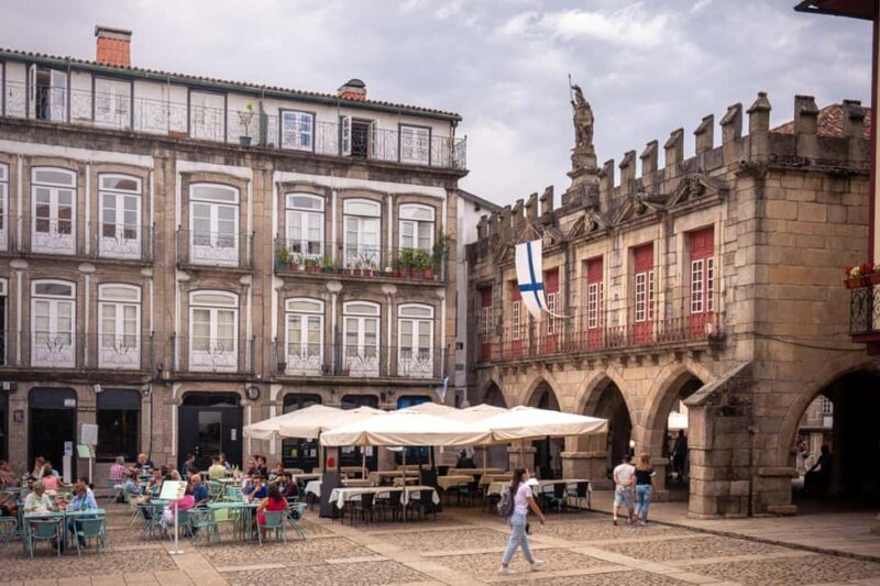 Guimarães: Private Flexible Walking Tour in Historic Center - The Itinerary: What You’ll See and Do