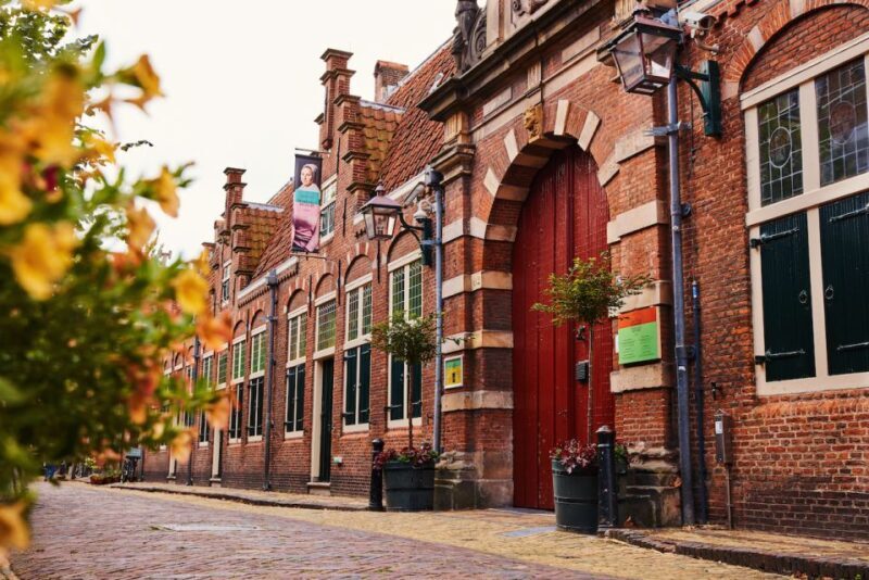 Haarlem: Frans Hals Museum Entrance Ticket with Audio Guide - Who Should Consider This Tour?