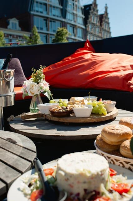 Haarlem: Sightseeing Boat Tour with Snacks and Drinks - Why This Tour Might Be Perfect for You