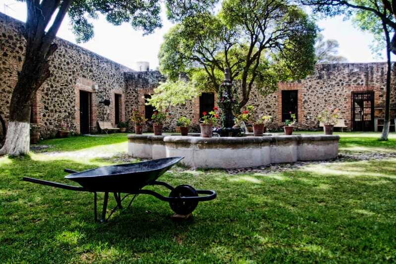 Hacienda Tochatlaco: historical visit, inside the main house - Who should consider this experience?
